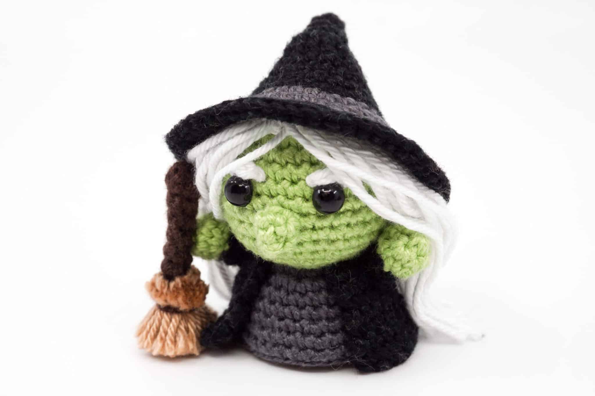 Amigurumi Evil Witch Crochet Pattern | Supergurumi