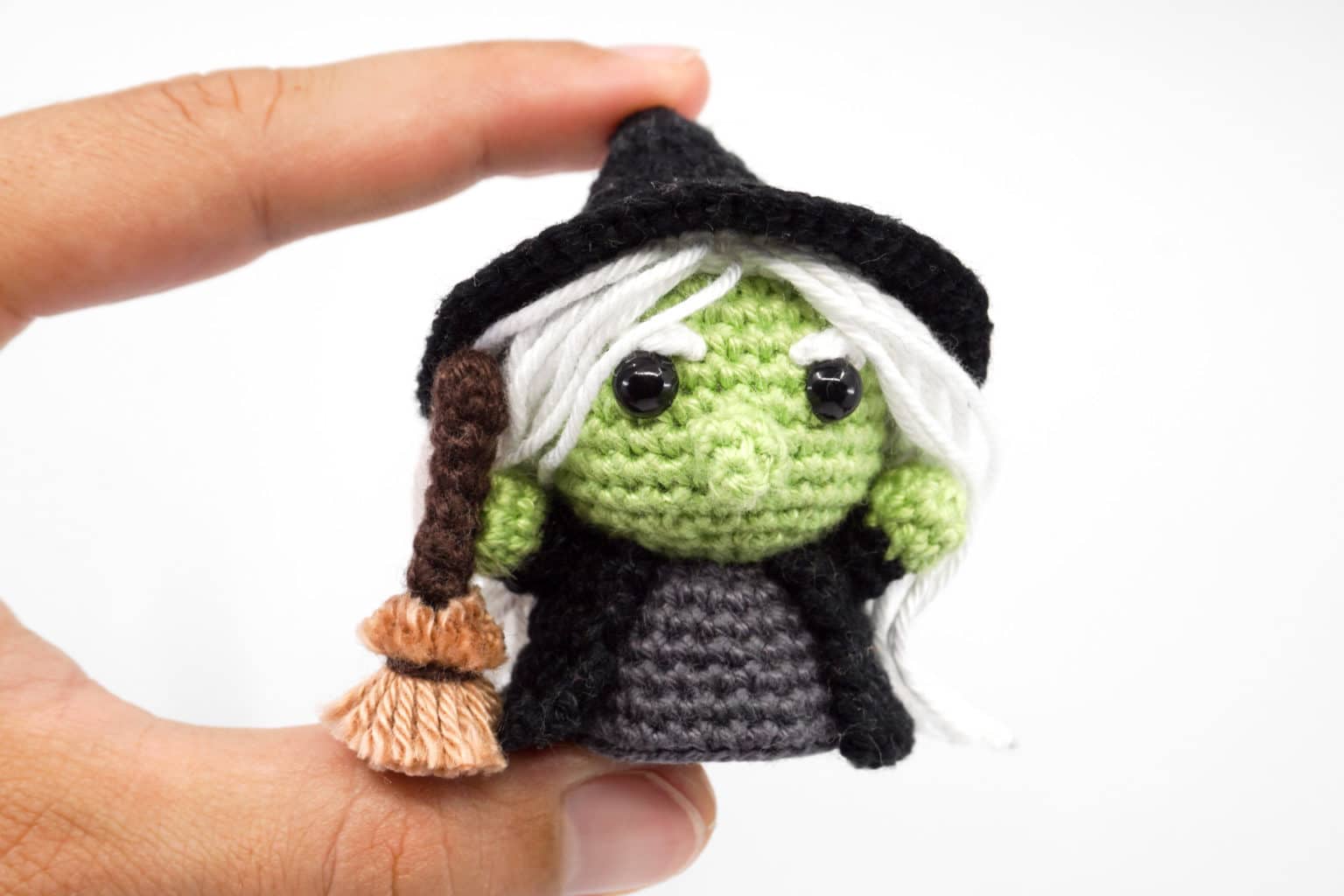 Amigurumi Evil Witch Crochet Pattern | Supergurumi
