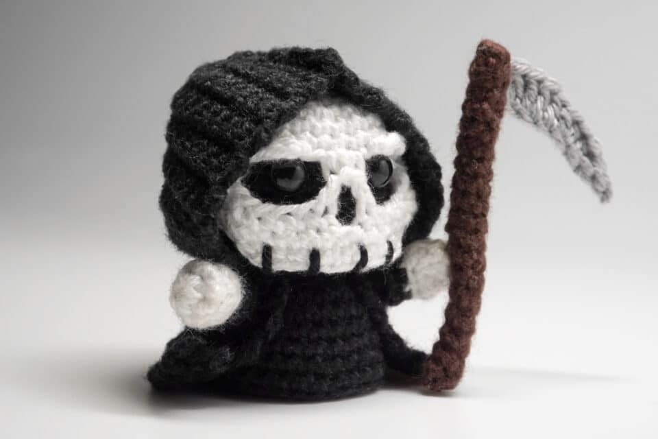 Amigurumi Grim Reaper Crochet Pattern | Supergurumi