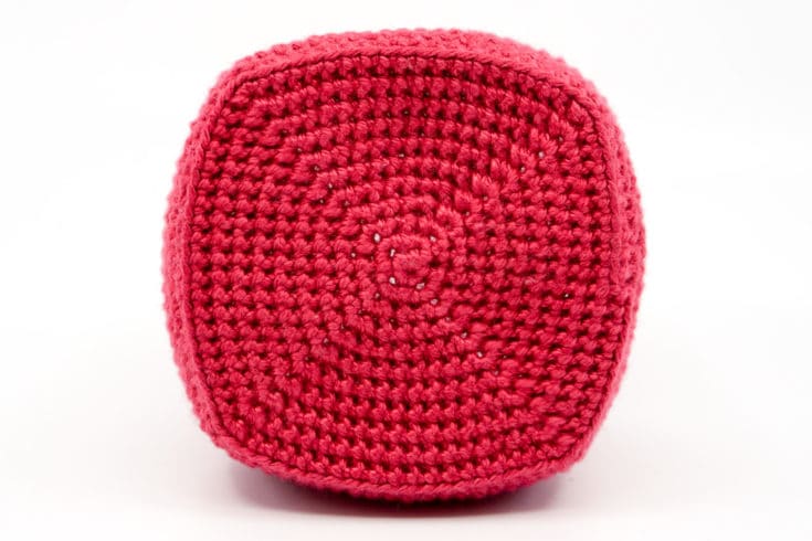 Reusable Gift Box Crochet Pattern | Supergurumi