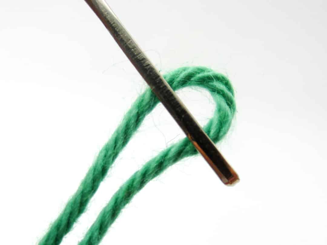 How to Close Openings on Amigurumi | Supergurumi