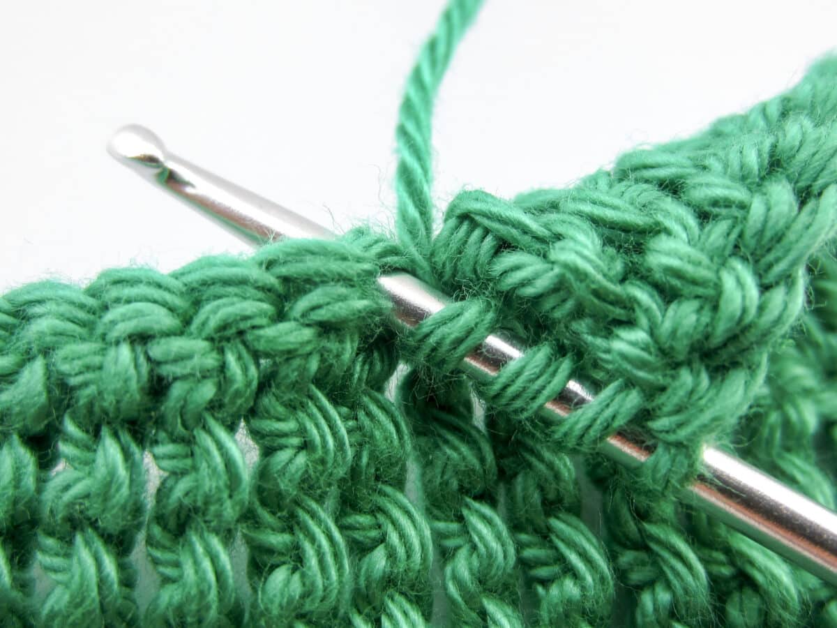 How to Crochet Double Treble Crochet Stitches | Supergurumi