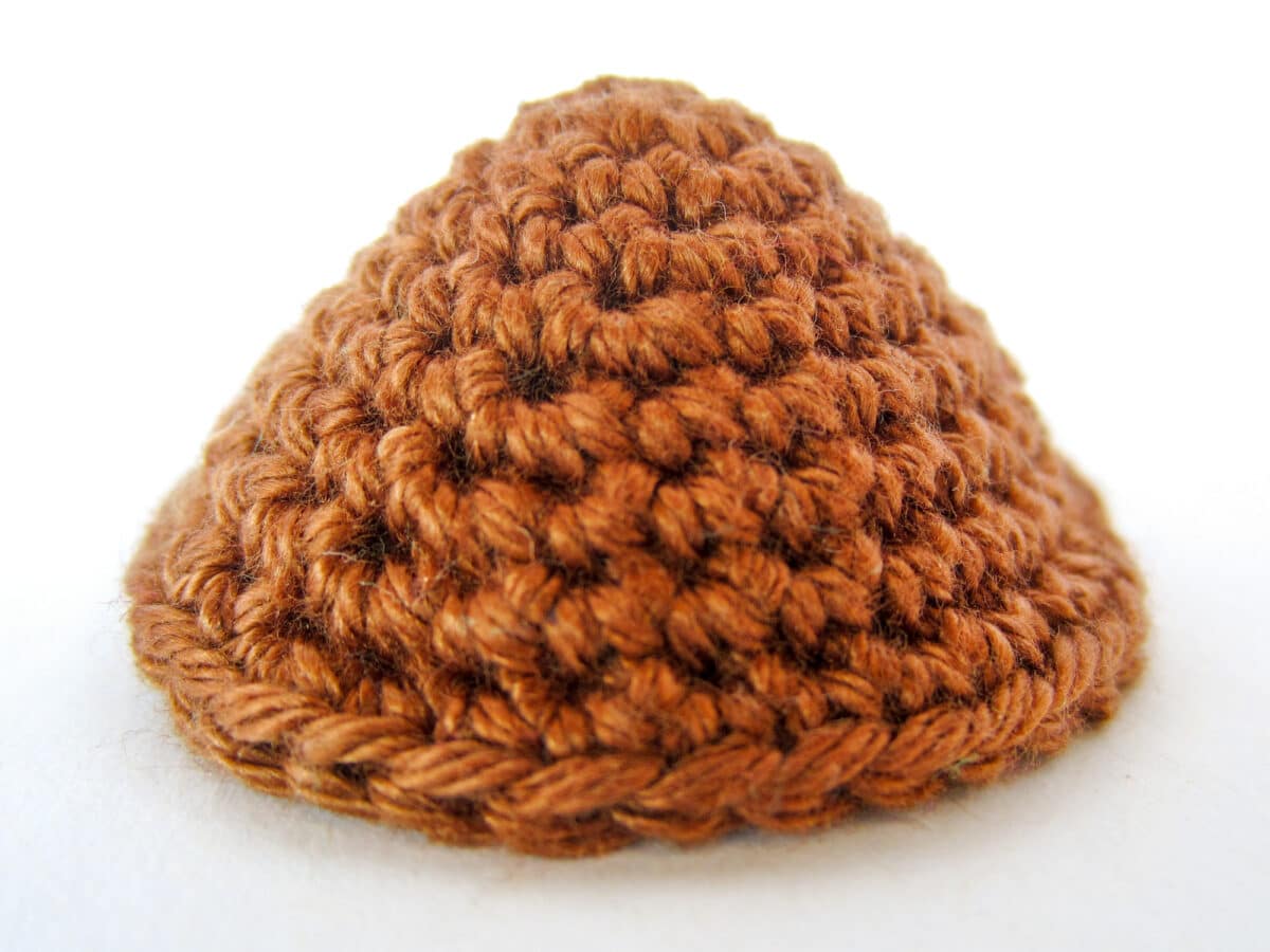 How to Crochet Cones in Spiral Rounds | Supergurumi