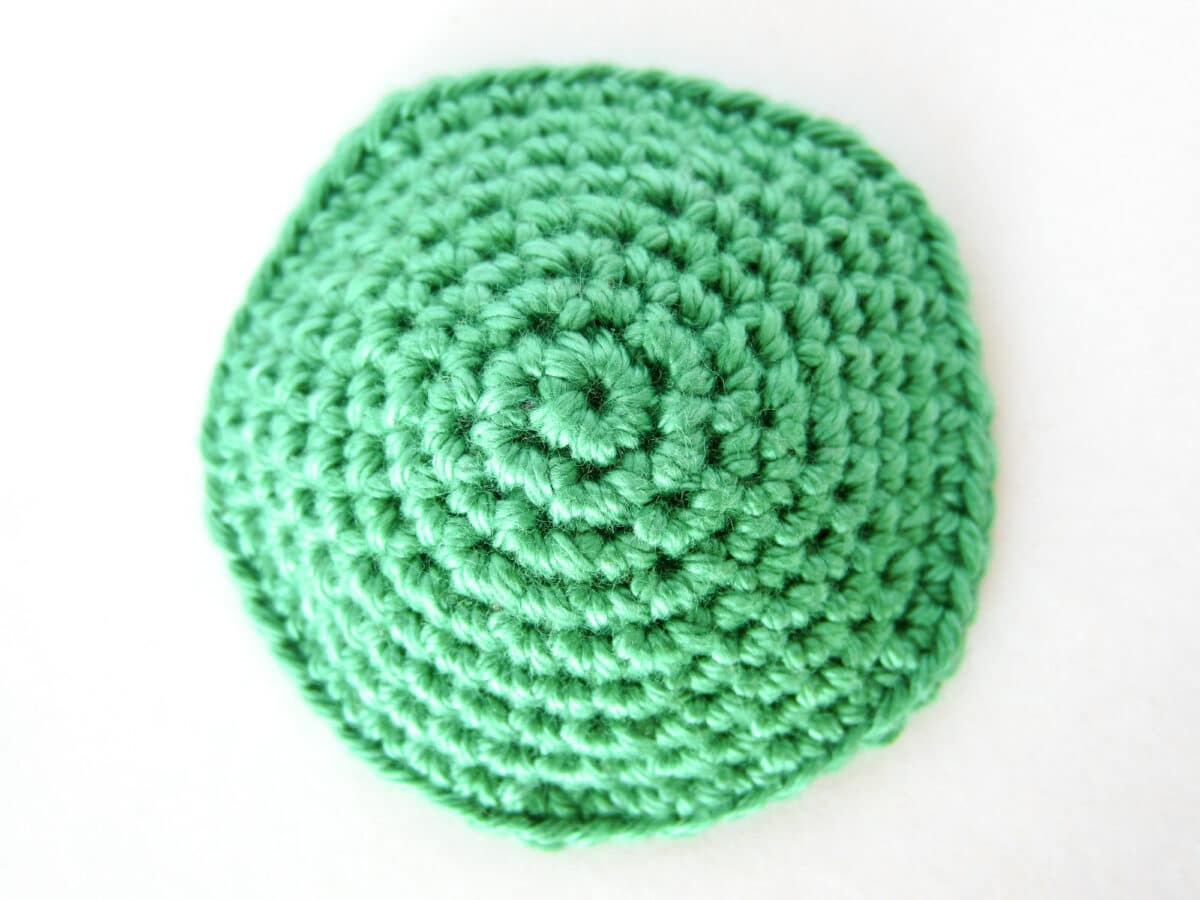 How to Crochet Cones in Spiral Rounds | Supergurumi