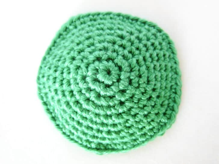 How to Crochet Cones in Spiral Rounds | Supergurumi