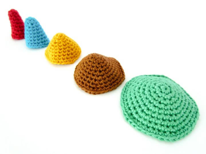 How to Crochet Cones in Spiral Rounds | Supergurumi