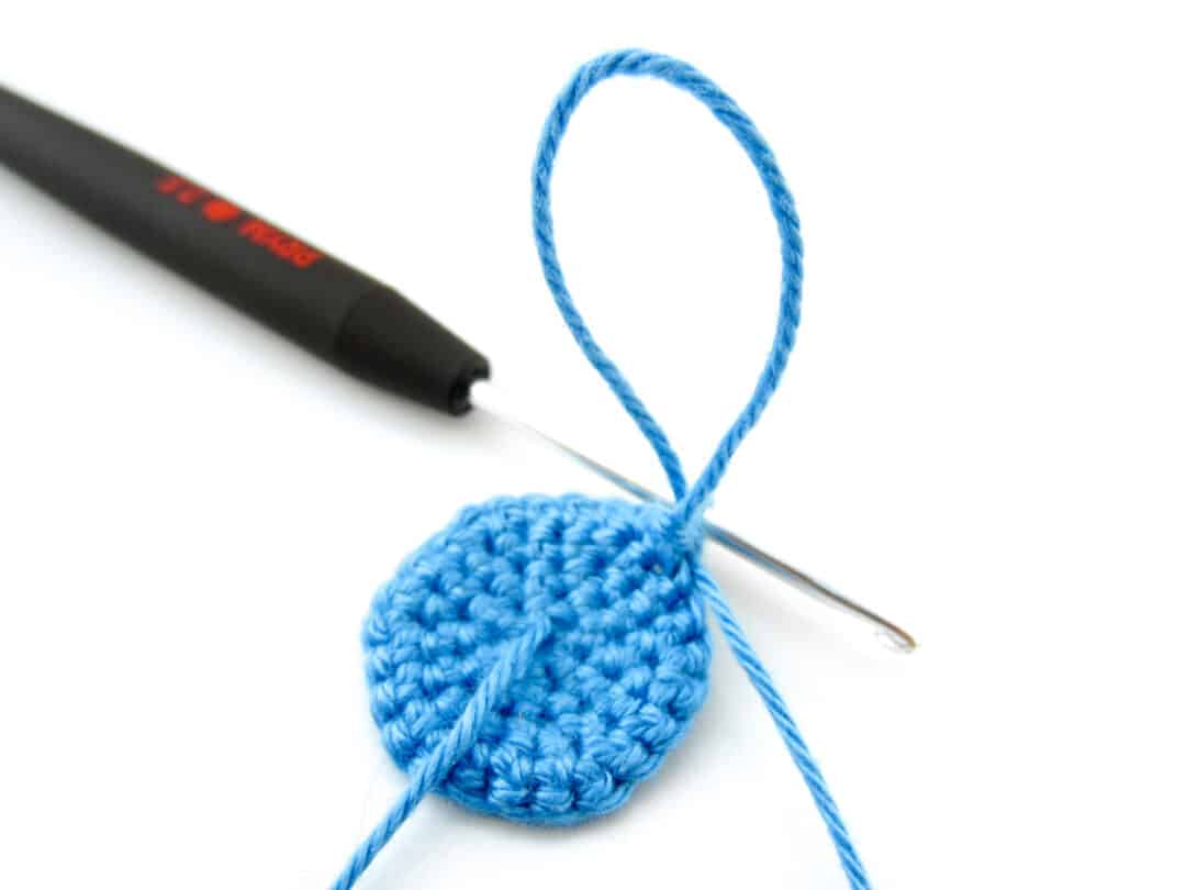 How to Crochet Loop Stitches | Supergurumi