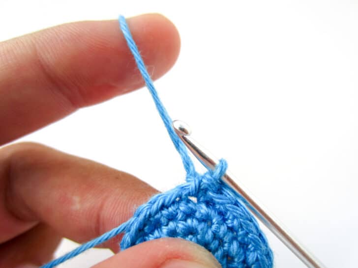How to Crochet Loop Stitches | Supergurumi