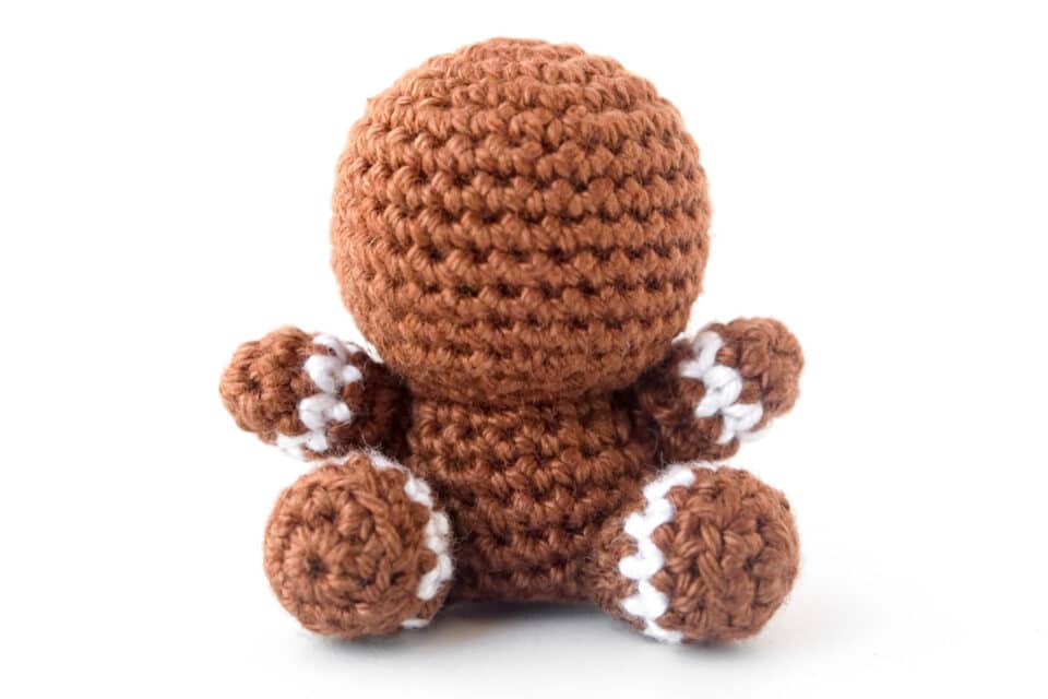 Amigurumi Crochet Gingerbread Man Pattern | Supergurumi
