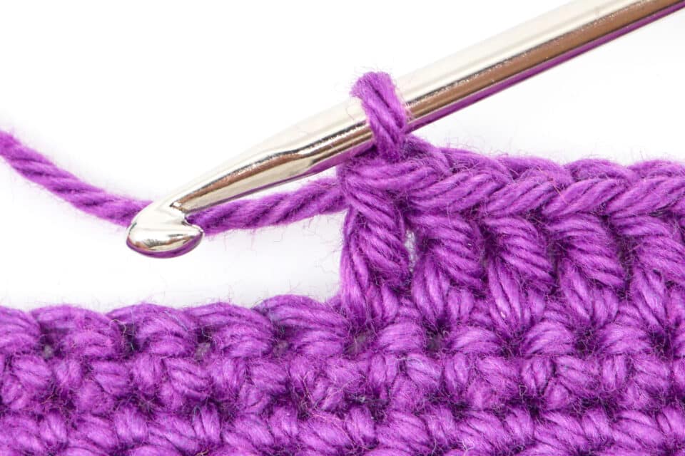 Change Colors in Crochet for Every Stitch in Rounds and Rows | Supergurumi