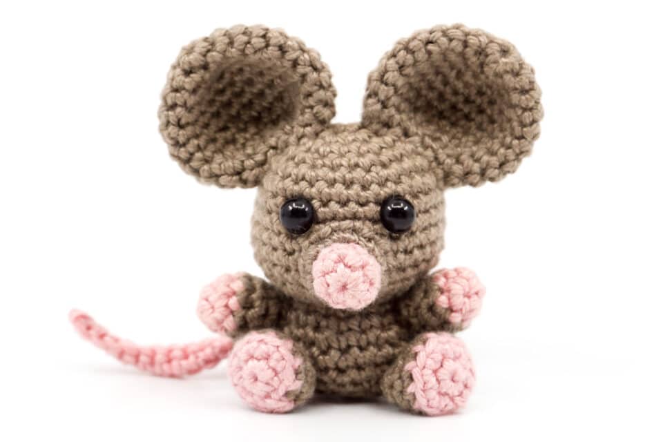 Amigurumi Mouse Crochet Pattern | Supergurumi