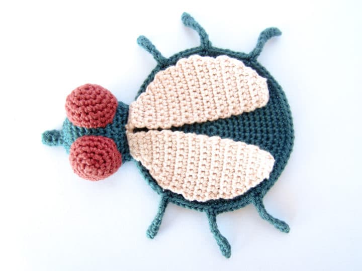 Amigurumi Crochet Fly Coaster | Supergurumi