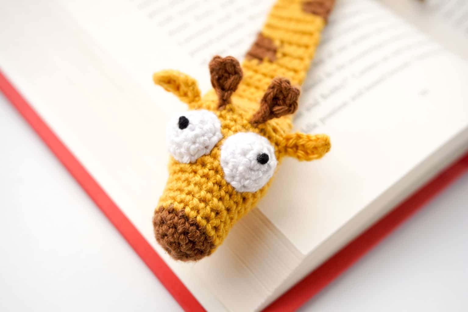 Amigurumi Giraffe Bookmark Crochet Pattern | Supergurumi