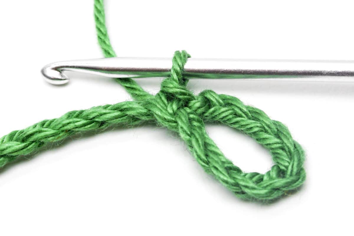 Leaf Cable Tie Crochet Pattern | Supergurumi