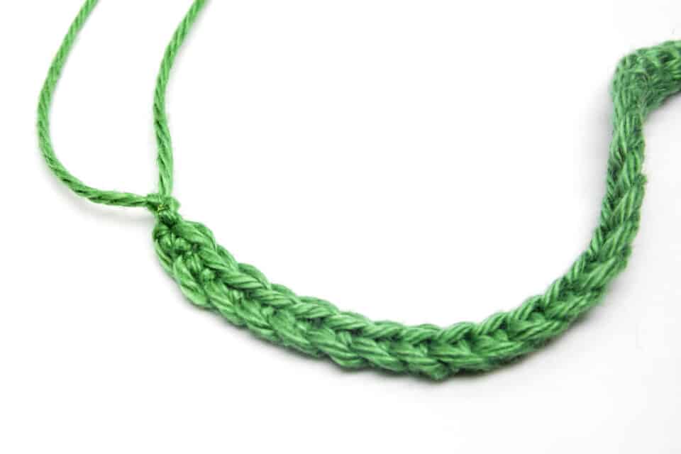 Leaf Cable Tie Crochet Pattern | Supergurumi