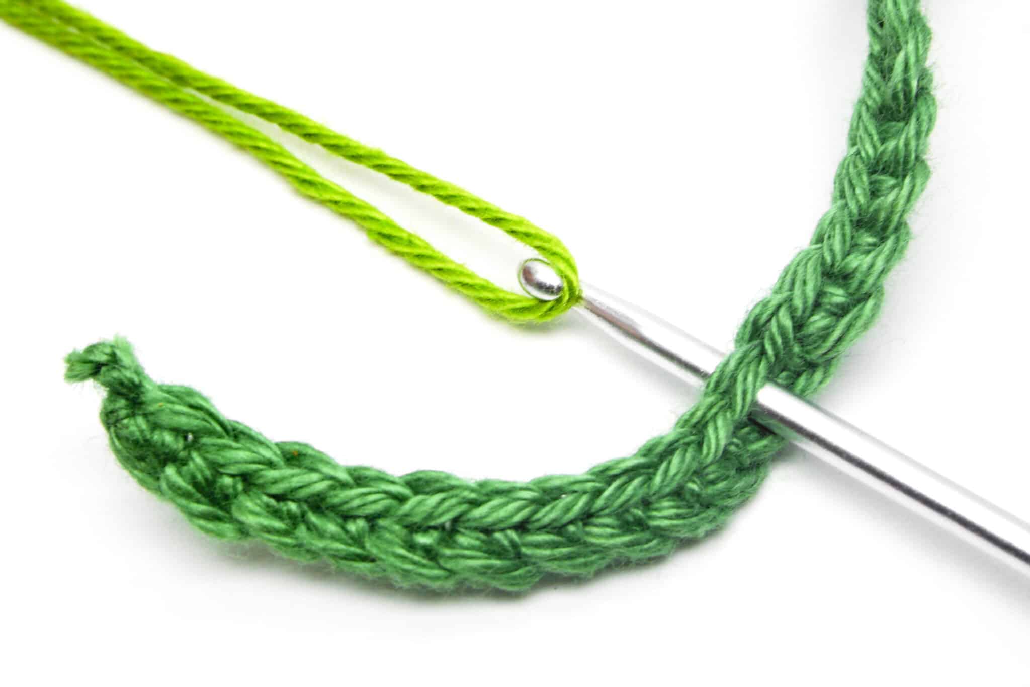 Leaf Cable Tie Crochet Pattern | Supergurumi