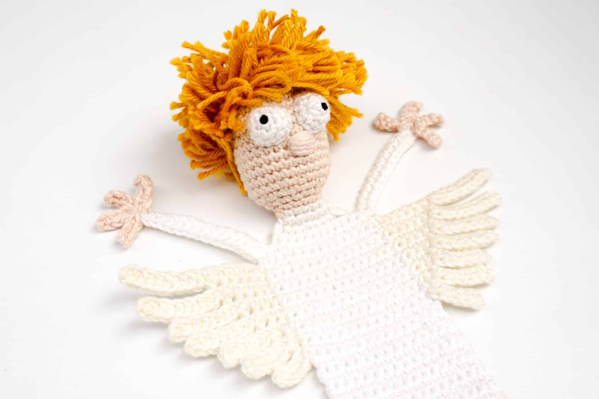 Amigurumi Crochet Angel Bookmark | Supergurumi