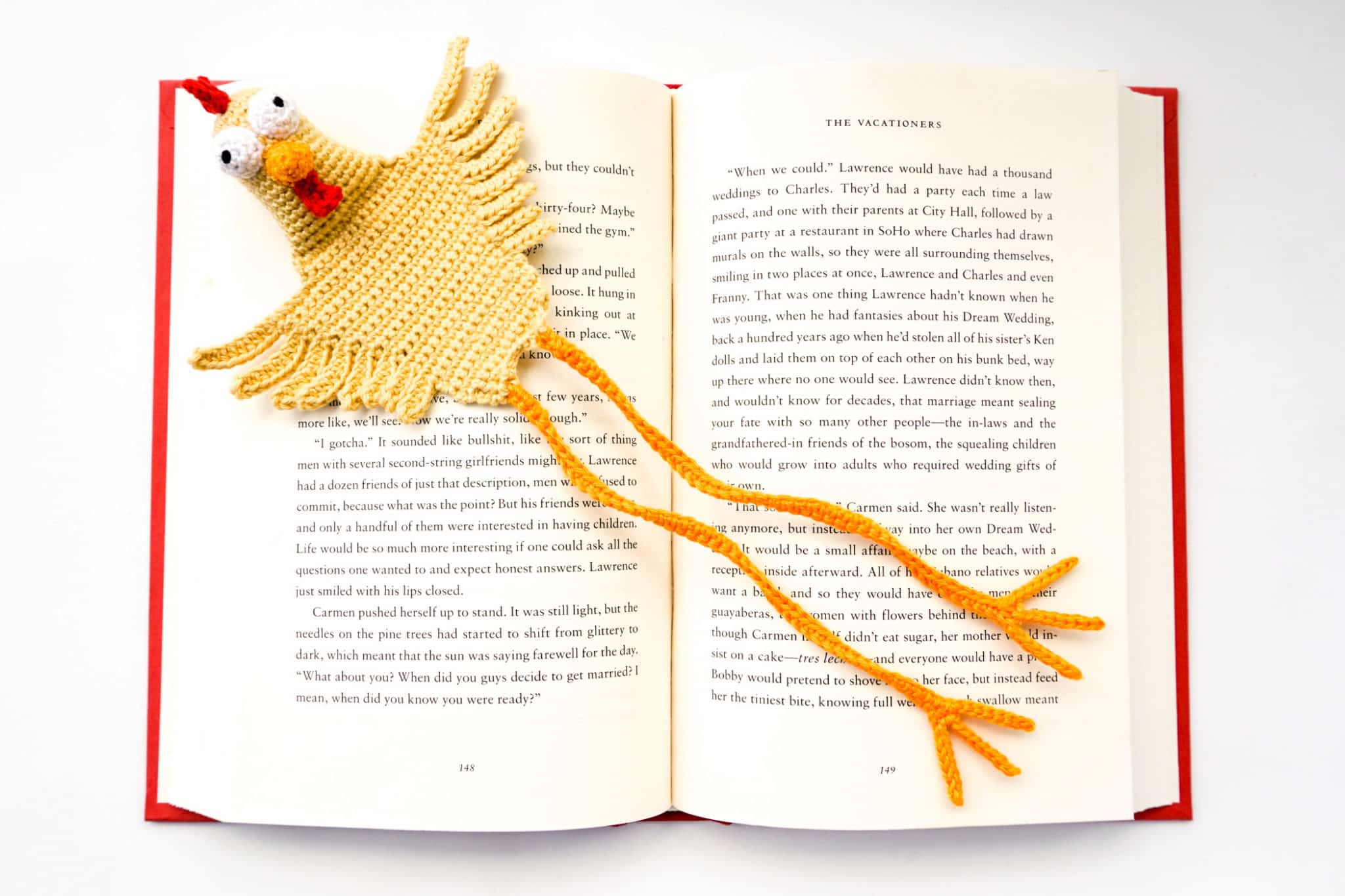 Amigurumi Chicken Bookmark Crochet Pattern | Supergurumi