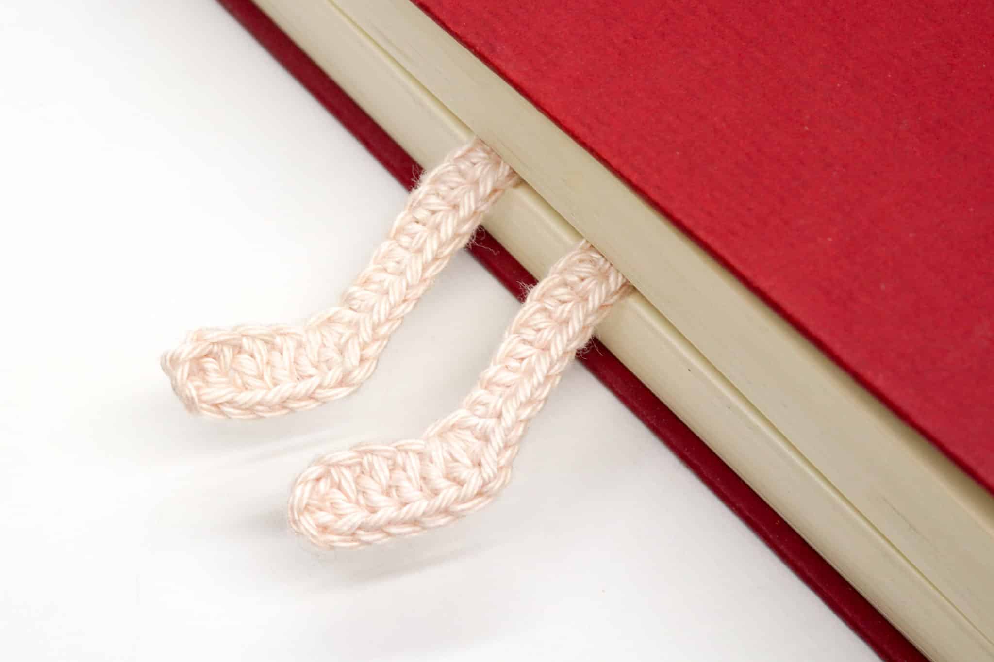 Amigurumi Crochet Angel Bookmark | Supergurumi