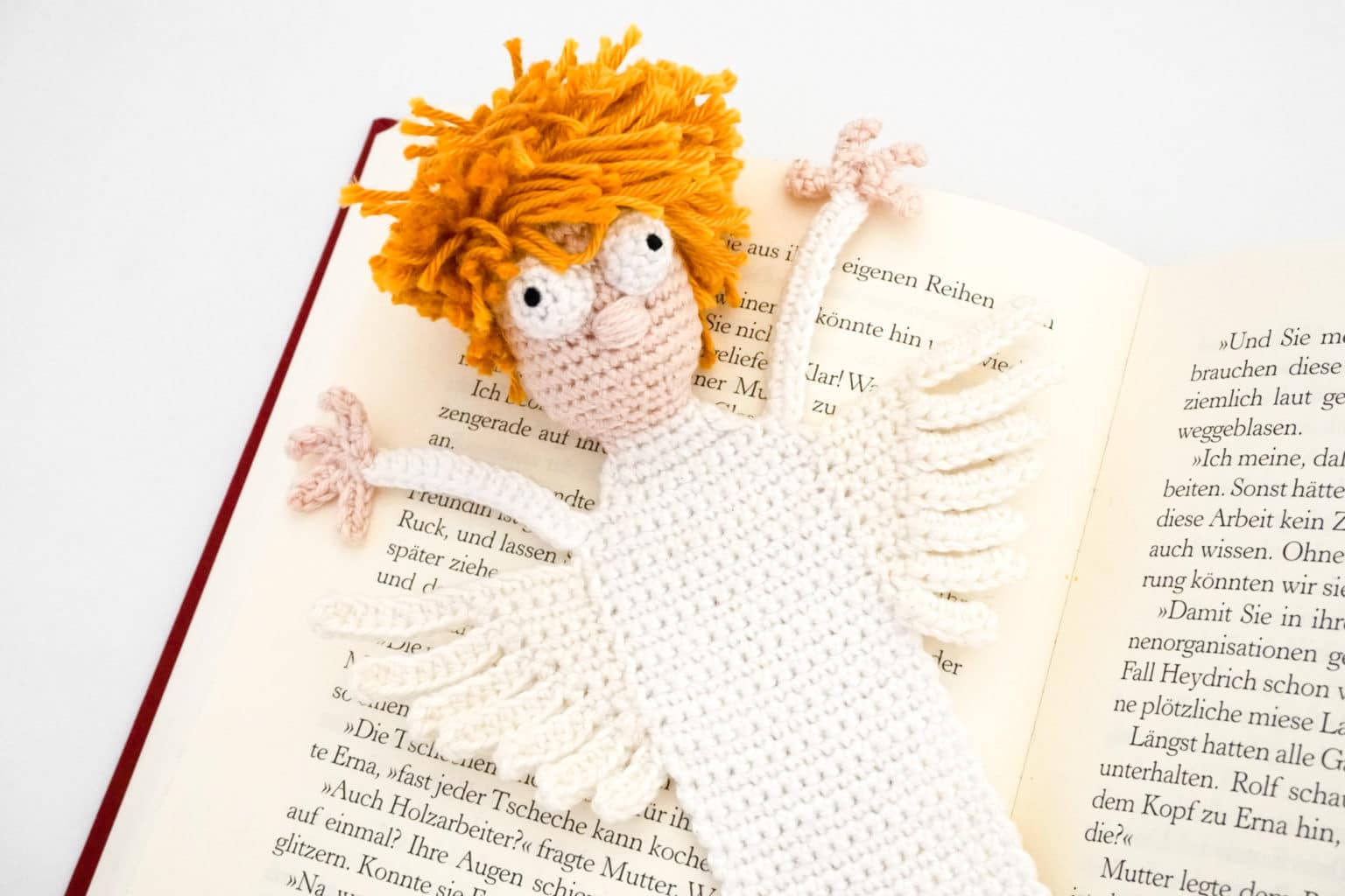 Amigurumi Crochet Angel Bookmark | Supergurumi
