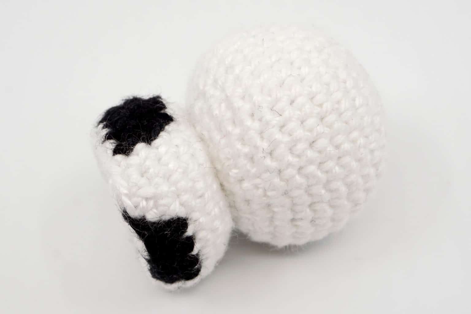 Amigurumi Cow Crochet Pattern | Supergurumi
