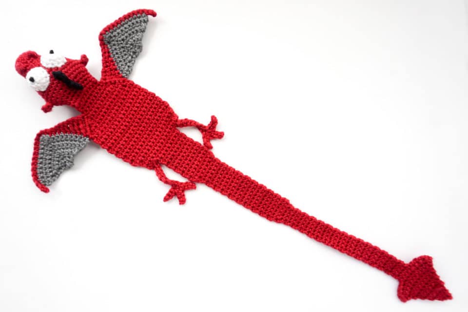 Amigurumi Crochet Dragon Bookmark | Supergurumi
