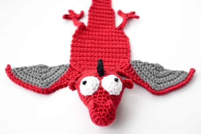 Amigurumi Crochet Dragon Bookmark | Supergurumi