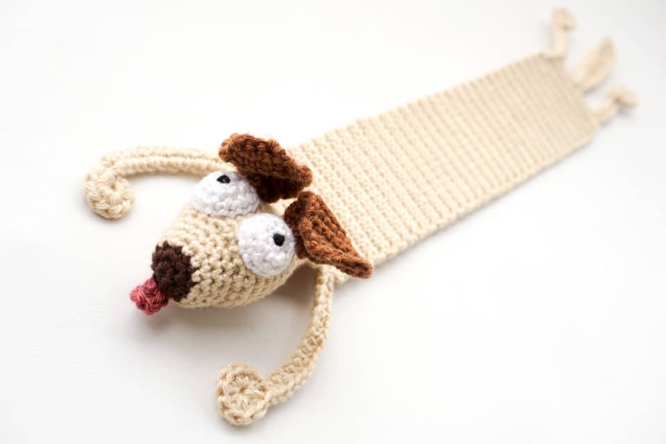 Patrón de Crochet Perro Marcapáginas Amigurumi | Supergurumi